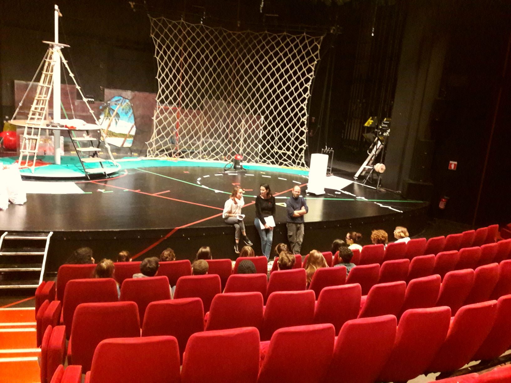 Les dispositifs ART THEATRAL au lycée ARGOUGES - Vie du lycée - Lycées André Argouges